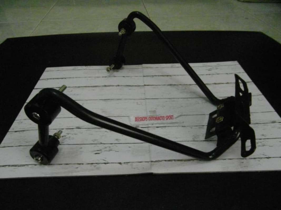 Jual BRACKET DUDUKAN PLAT YAMAHA NMAX/braket plat nomor kumis nmax di ...