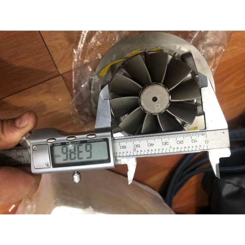 Jual Catridge Turbo Charger Holset 6754-81-8090 Hx35 Pc200 - 8 Di ...