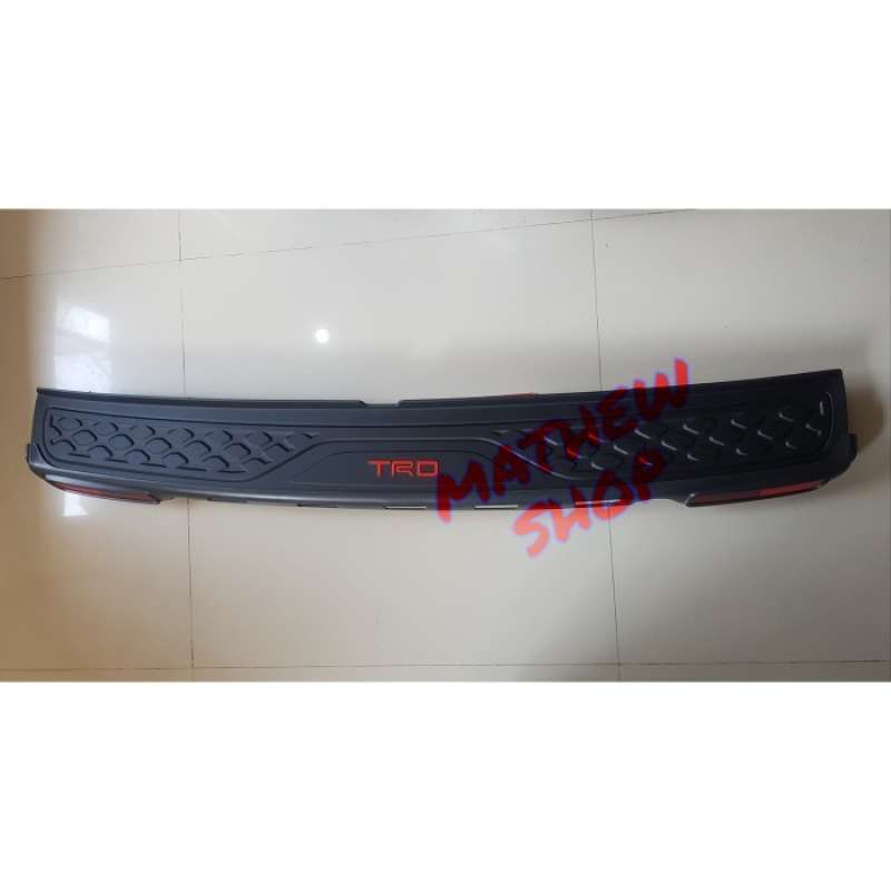 Jual Sillplate Sill Plate Belakang Bagasi Grand Fortuner / Fortuner ...