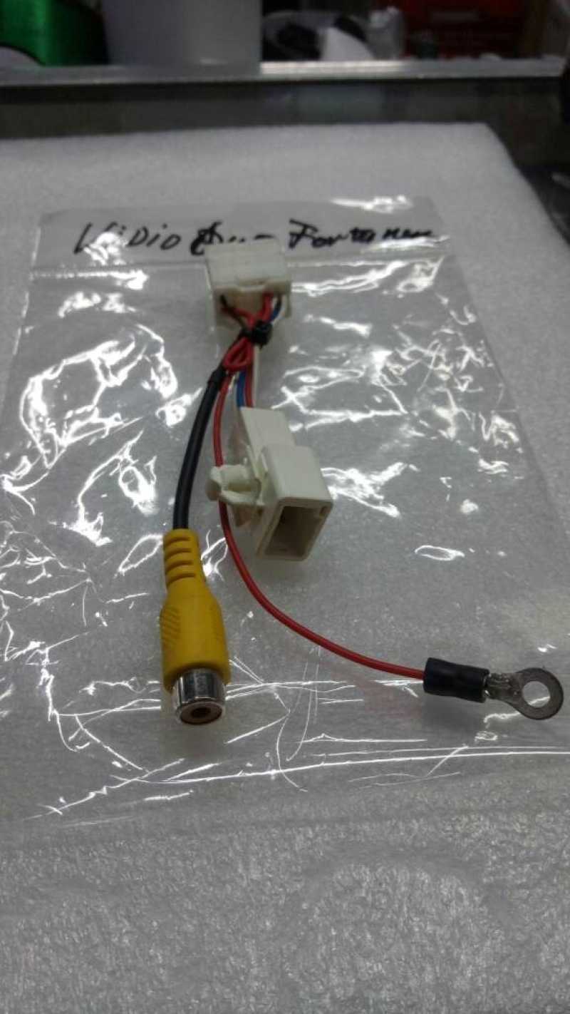 Jual Limited Soket Video Out Head Unit Original Fortuner & Innova 2014 ...