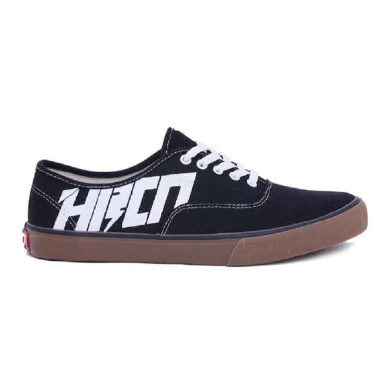 Sepatu Distro