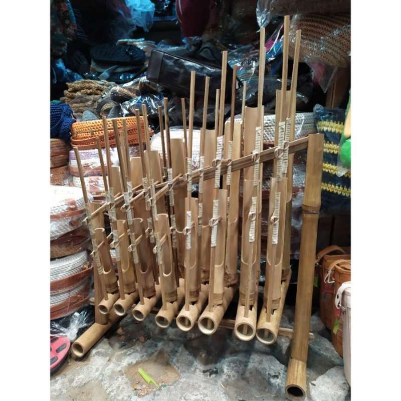 Jual ALAT MUSIK TRADISIONAL ANGKLUNG BAMBU SATU OKTAF di Seller Toko ...
