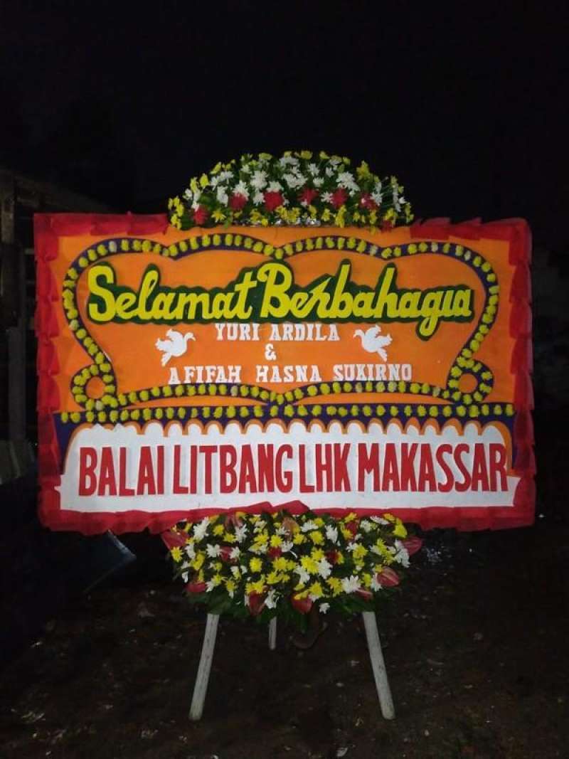 Promo Karangan Bunga Ucapan Wisuda Diskon 38% di Seller golddiamond ...