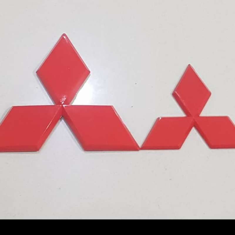 Jual Emblem Logo Merah Mitsubishi Pajero dan Expander di Seller ...