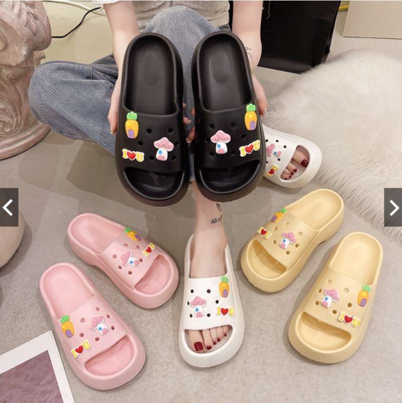 Jual Sandal tebal empuk yang ringan dan anti selip cocok digunakan pria ...