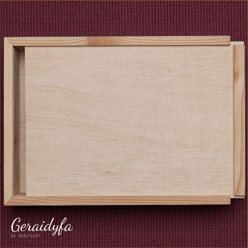 Jual [tipe E Polos] Kotak Kayu Pinus Tempat Majalah, Gambar, Album Foto ...