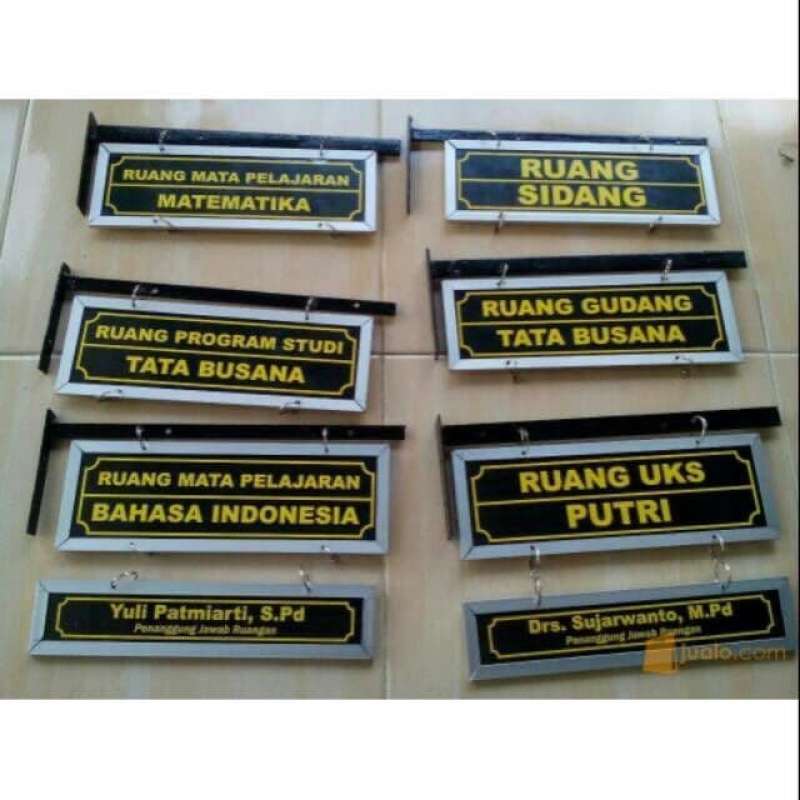Jual Sign Board Gambar Papan Gantung Kelas Nama Ruangan (Akrilik) di ...