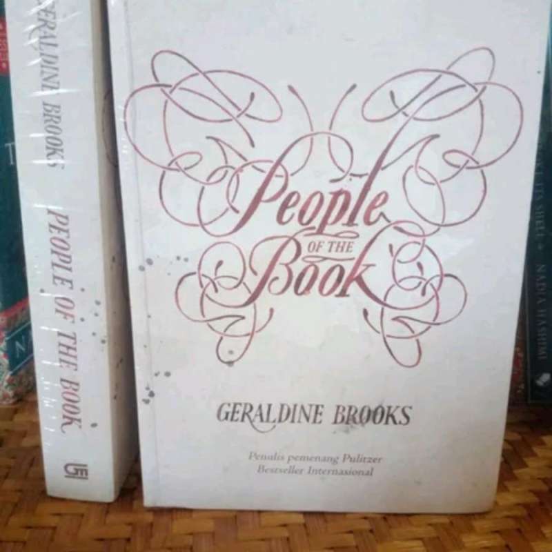 Jual Geraldine Brooks - People of the Book - Petualangan Tokoh Sejarah ...