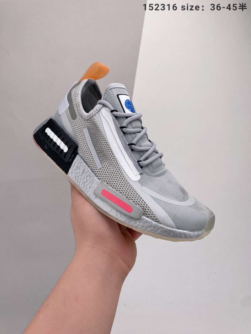 Jual ADIDAS NMD R1 Boost V2 。 Stretch is designed to show Adidas's ...