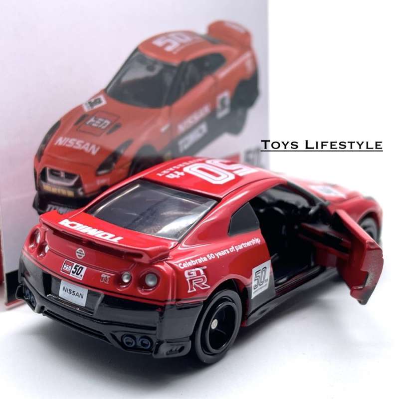 Jual Mobil Tomica Diecast Nissan Gt-r 50th Anniversary (designed By Nissan) Di Seller Toys ...