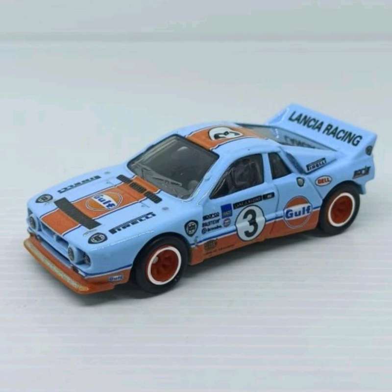 Jual Hotwheels Hot Wheels Team Transport - Lancia Rally 037 GULF di ...