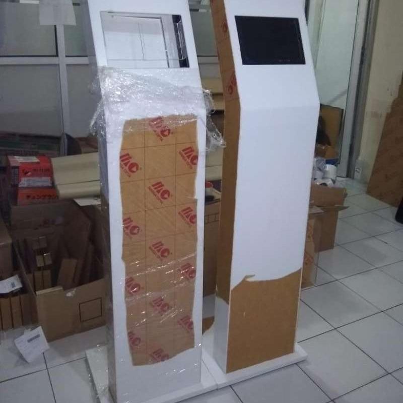Jual Akrilik Standing Tempat iPad /tablet Untuk Pameran Dan Katalog ...