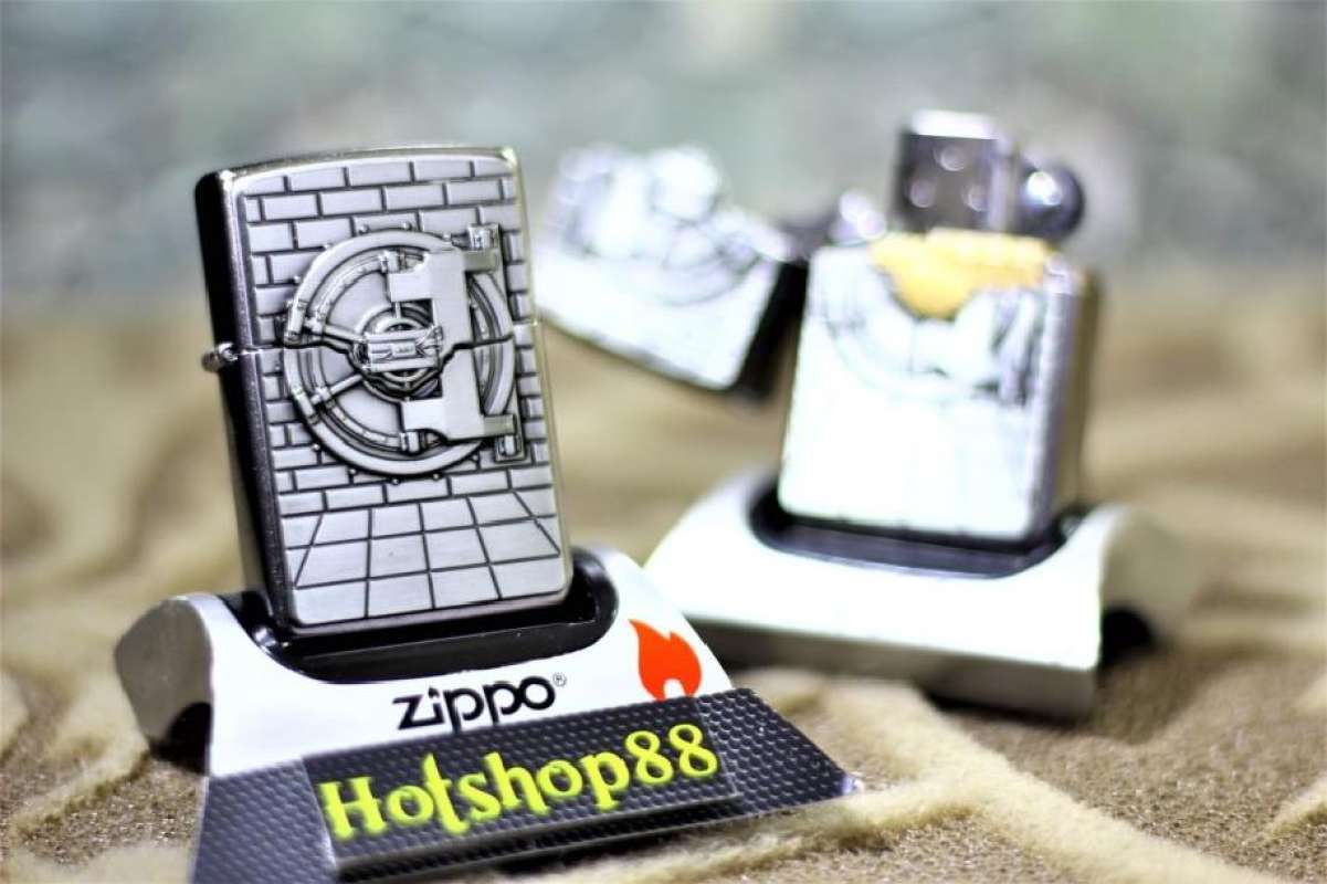 Jual Zippo Original Safe Surprise Gold 29555 di Seller Hotshop88 Zippo ...