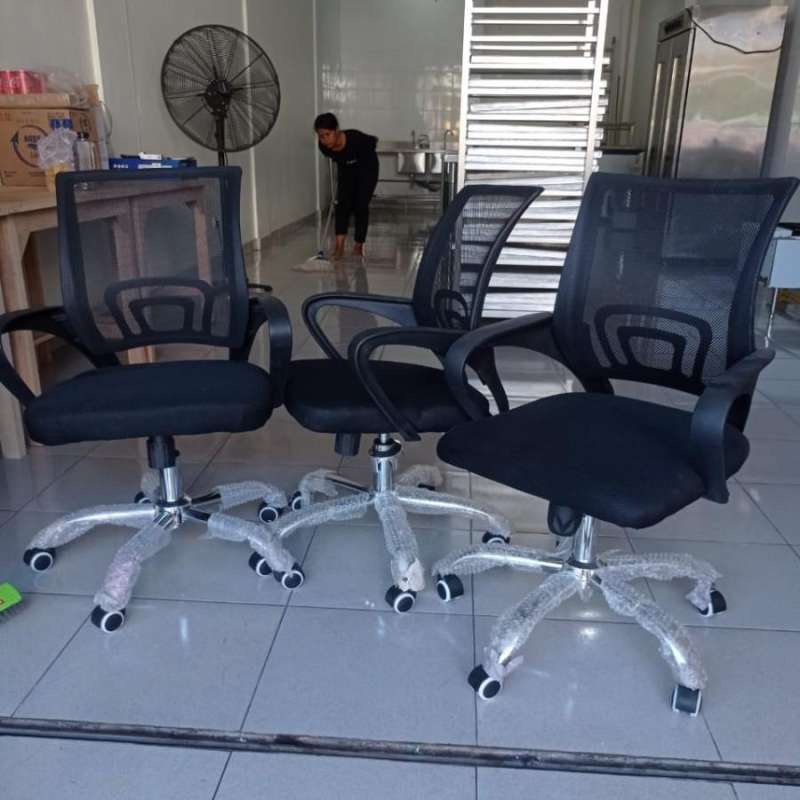 Jual kursi kantor mutar jaring laba-laba masterpiece di Seller PJE BALI ...