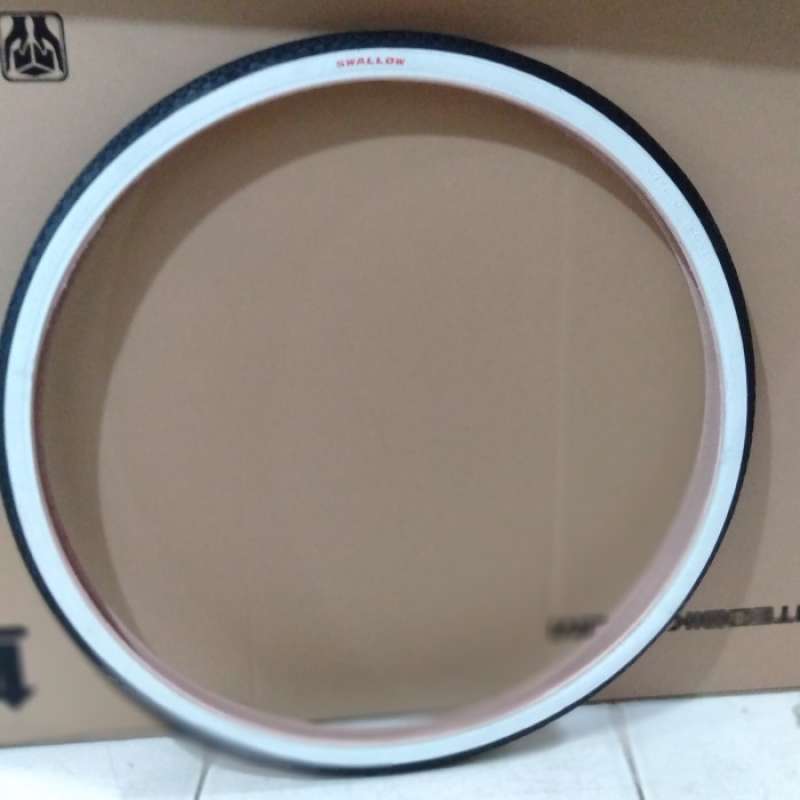 Jual ban luar sepeda 26 x 1 3/8 swallow list putih di Seller Jaya 01 - Wanajaya, Kab. Bekasi ...