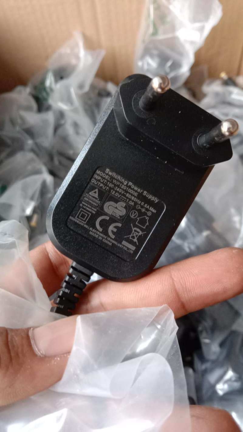 Jual adaptor 12V 1A/adaptor cctv 12v 1A di Seller Yelyellow HOUSE ...