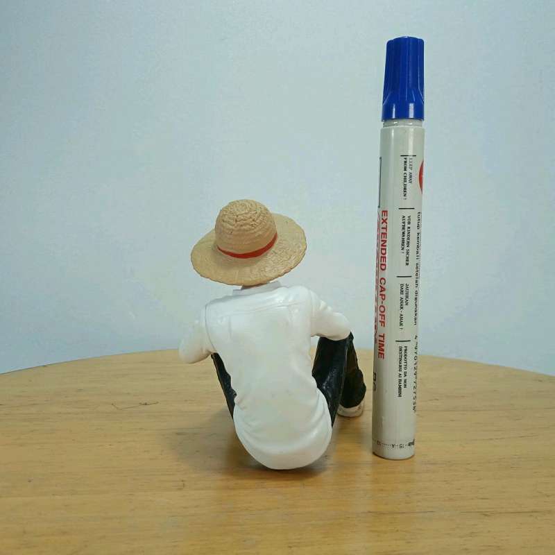 Jual Static Figure Luffy Duduk Baju Putih One Piece Monkey D Luffy ...