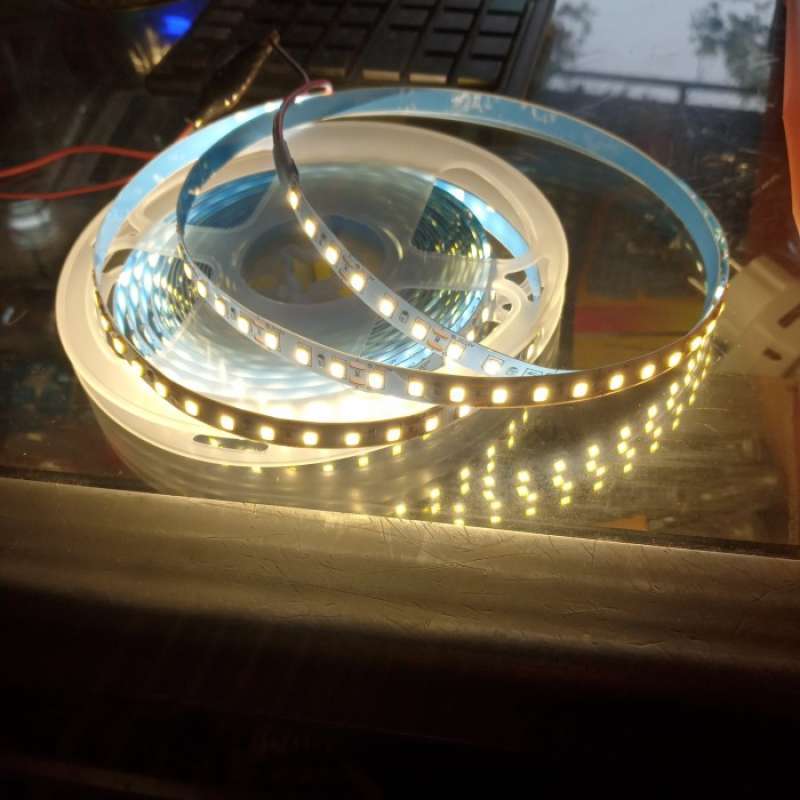 Jual Yamasaki Lampu Led Strip 2835 Mata Penuh 120led/m Warna Warm White ...