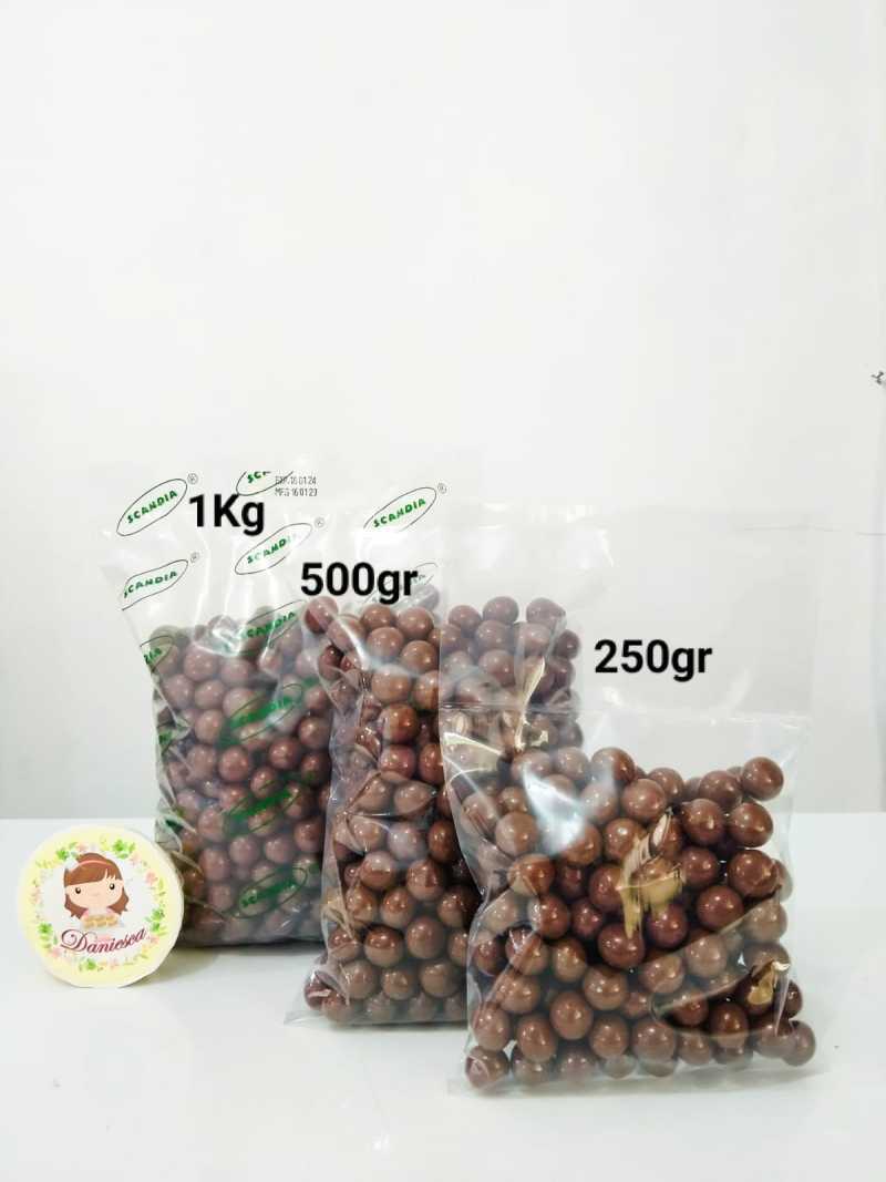 Jual 500gr coklat scandia Choco Biz MILK - coklat isi biskuit chocoball ...