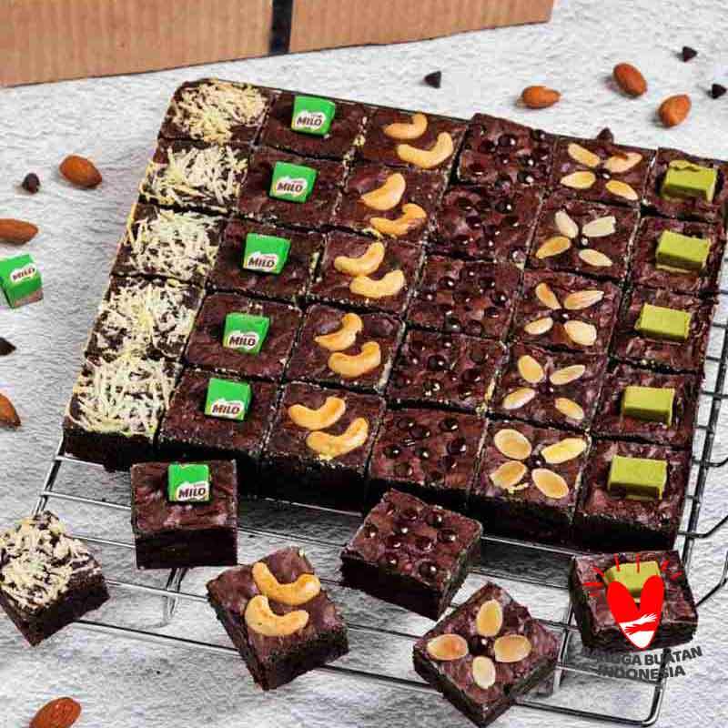 Jual SKAT Brownies 6 Varian Rasa di Seller cake & cookies - Antapani Wetan, Kota Bandung | Blibli