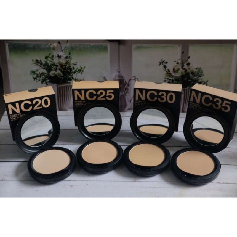 Promo MAC Compact studio fix powder plus foundation Diskon 33% di ...