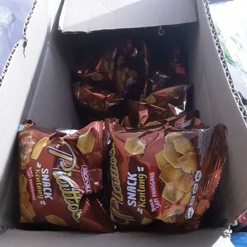 Jual piattos / taro / chiki ring. * ISI 10 * di Seller Odettee Shop ...