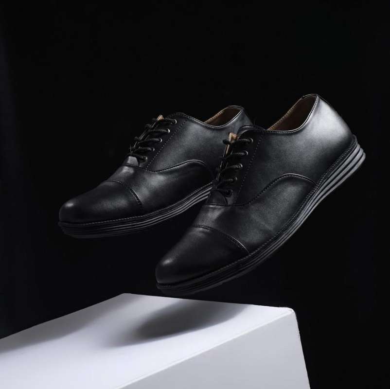 Jual OXFORD MANA BLACK |ManNeedMe x Monday| Sepatu Pantofel Pria Formal ...