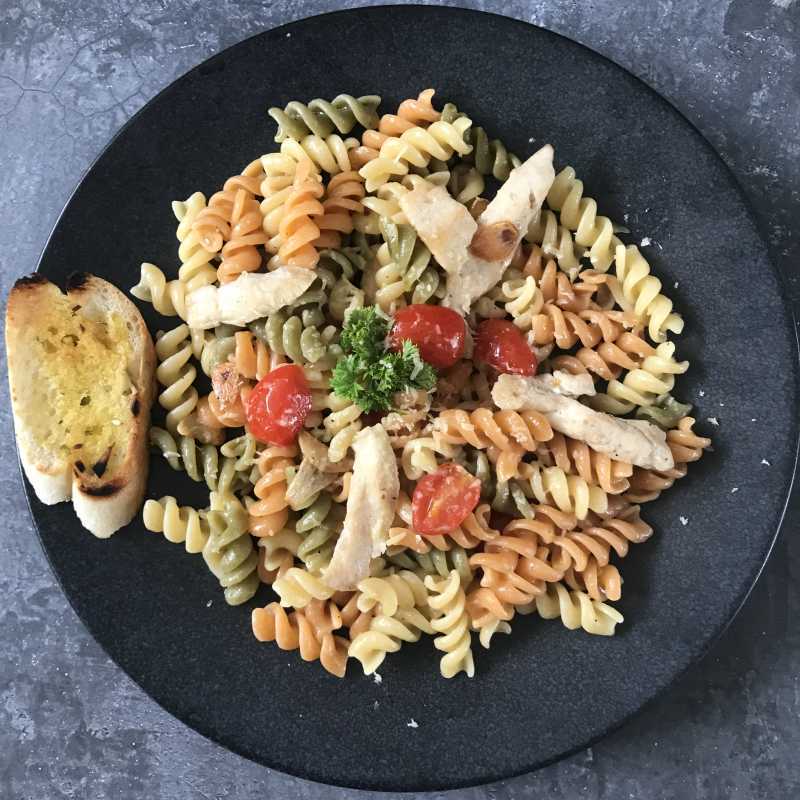 Jual Kids Meal, Tri Color Pasta with Garlic and Butter Bread di Seller ...