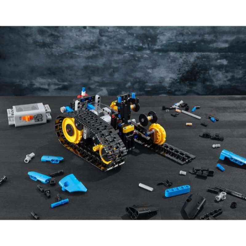 Jual Lego®️ Technic 42095 Remote-controlled Stunt Racer (324 Pieces) Di ...