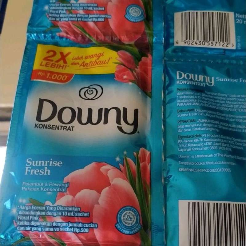 Jual Downy Sunrise Fresh [22 Ml X 6 Sachet / 1 Renteng] Biru Pelembut ...