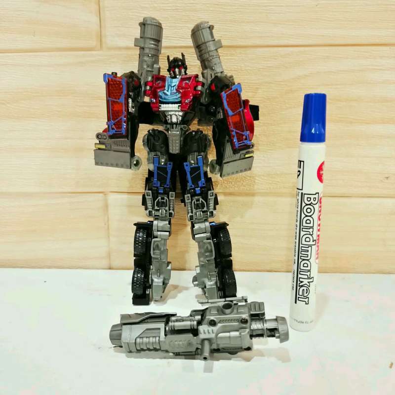 Jual mainan transformer optimus prime transformers premier edition ...