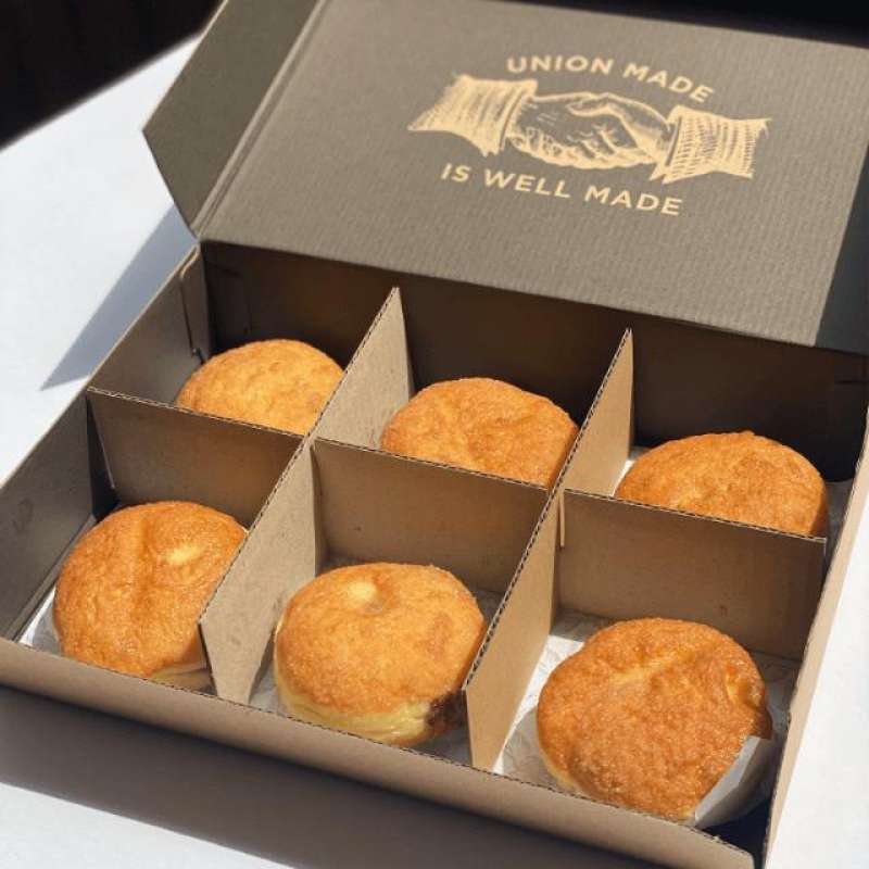 Jual UNION BAKERY DOUGHNUTS COMBO NUTELLA (BOX OF 6) DONUT DONAT OLEH ...