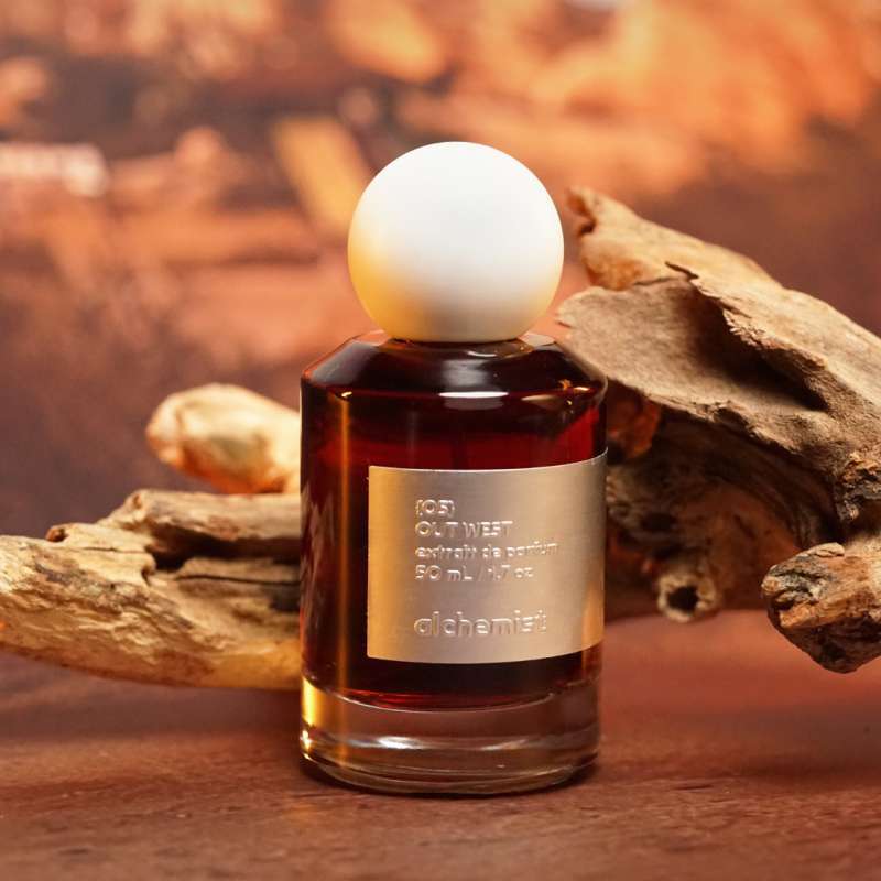 5 Rekomendasi Parfum Aroma Woody Untuk Pria yang Maskulin - Blibli Friends