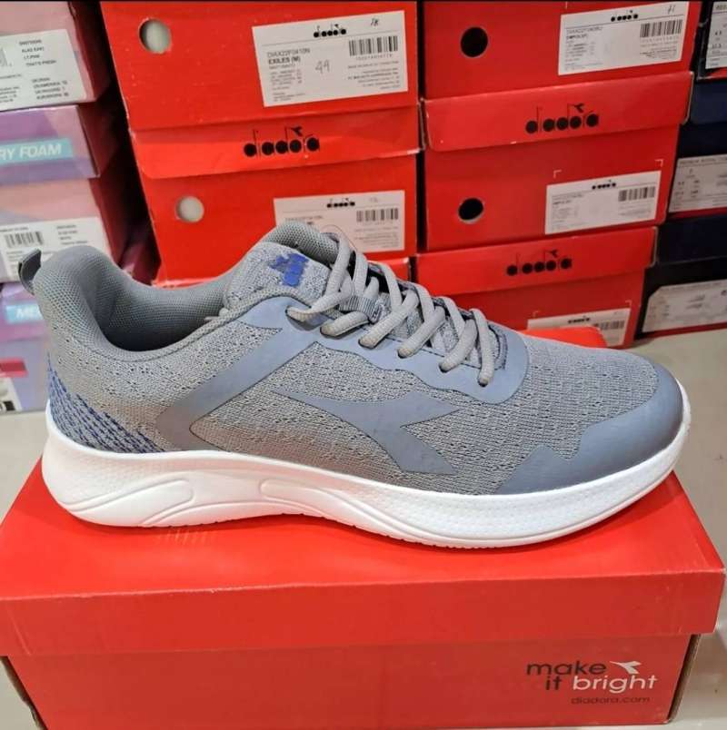 Jual [ori] Sepatu Lari Pria Diadora Elva Grey Di Seller Rengoshop ...