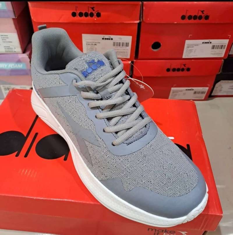 Jual [ori] Sepatu Lari Pria Diadora Elva Grey Di Seller Rengoshop ...