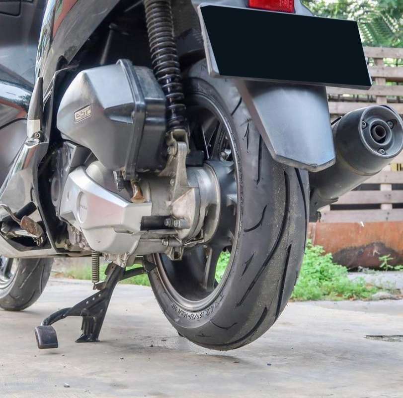 Promo Ban Belakang Honda Pcx // Zeneos Zn62 120/70 R14 Tubeless Diskon ...