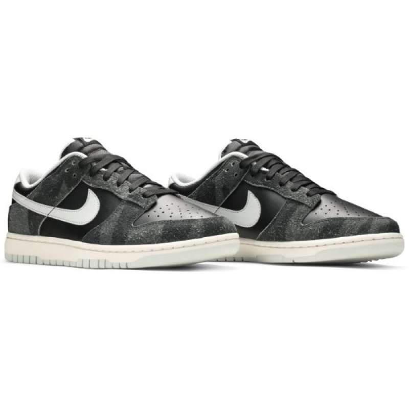 Jual NIKE Dunk Low Premium Animal Pack - Zebra - 7.5 di Seller ...