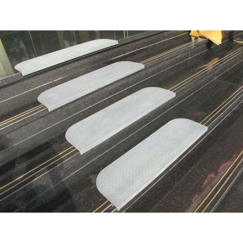 Jual Rubber Stair Mat (Karpet Karet untuk Tangga) HERCULES 85x25cm di ...