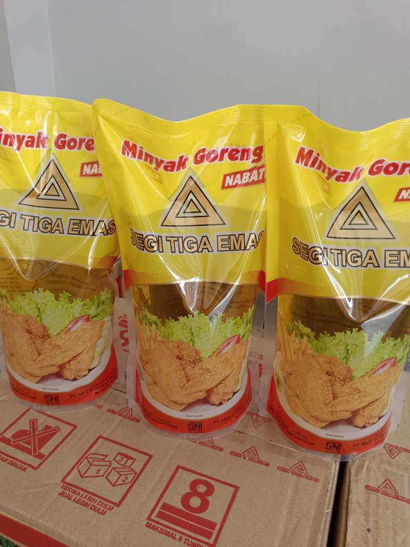 Jual Minyak goreng segitiga emas di Seller Toko Samawa - Paninggilan ...