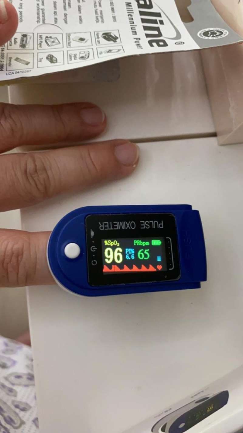 Promo OXIMETER PENGUKUR SPO2 OKSIGEN DARAH DETAK JANTUNG OXYGEN Diskon ...