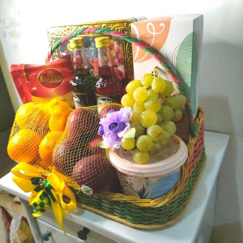 Jual Hampers Parcel Premium Nissin, Kurma, Marjan, Anggur, Jeruk, Apel ...