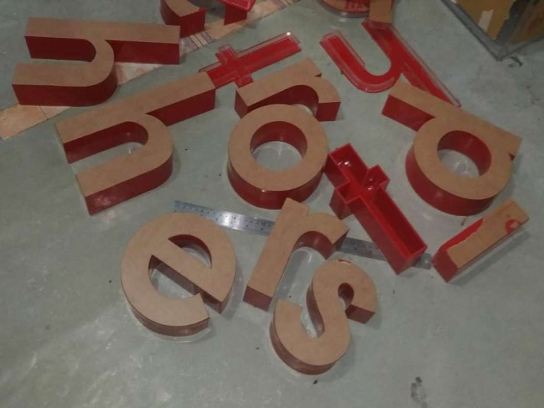 Jual Huruf Timbul Akrilik Spon Tebal 4 Cm Non Led Di Seller Victoria506 ...