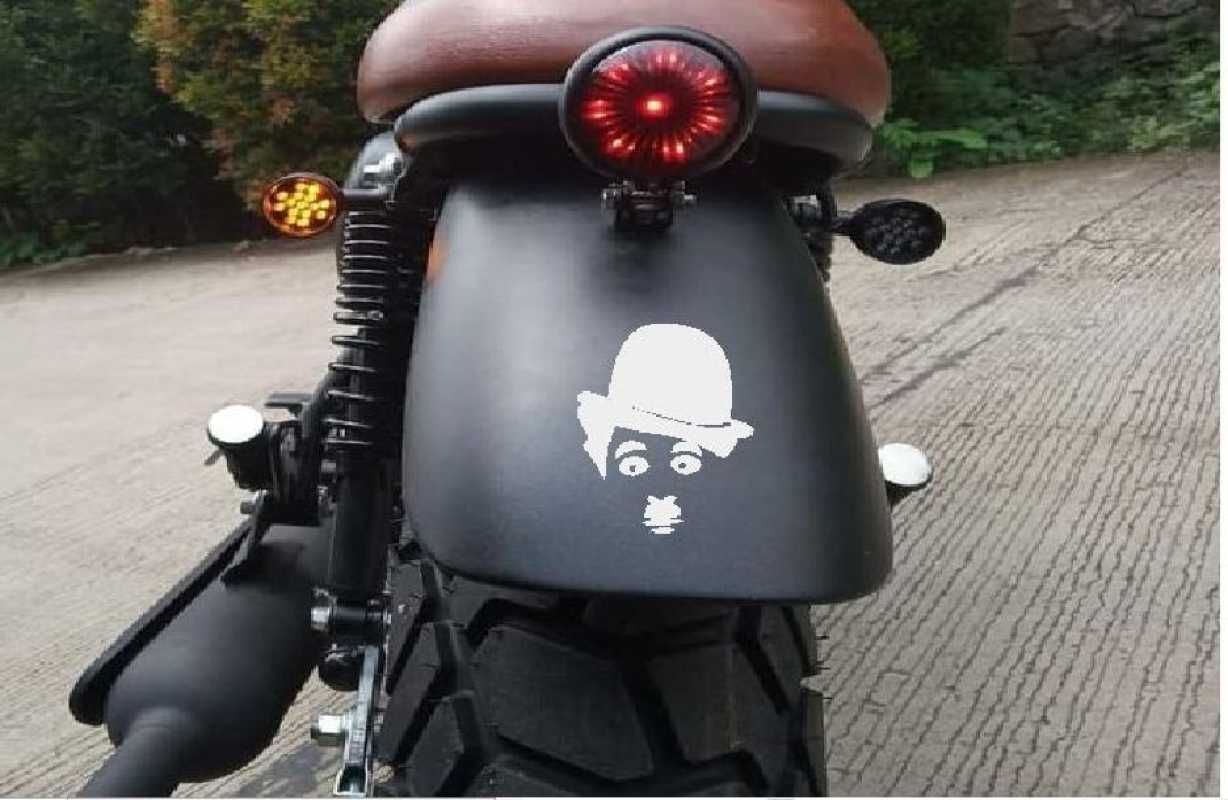 Jual Stiker Charlie Chaplin Skin Laptop Helm Hp Spakbor Dasbor Motor ...