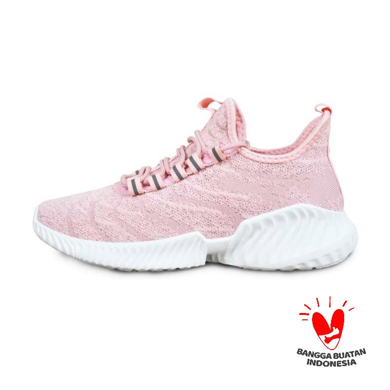 Sepatu Futsal Zethro dengan Konsep Athleisure Pertama di Indonesia