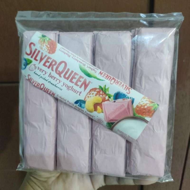 Jual silverqueen very berry yoghurt foil 28 gram isi 8 di Seller Arsya ...