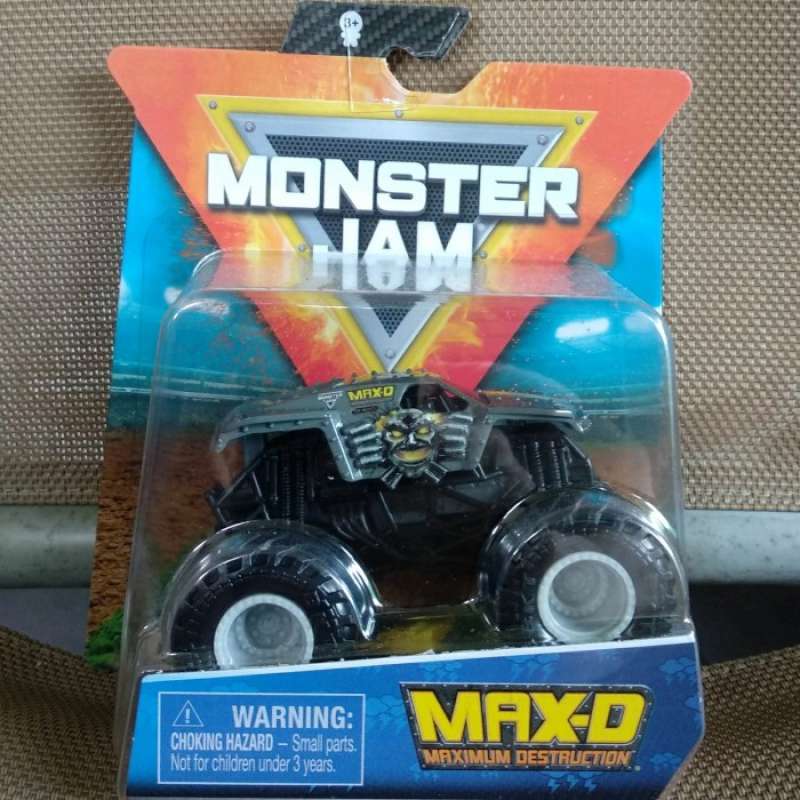 Promo Monster Jam Max-D Maximum Destruction Over Cast Trucks Spin ...