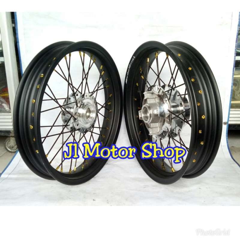 Jual Velg Revolution Terbaru Dengan Harga Termurah Di 2024 | Blibli