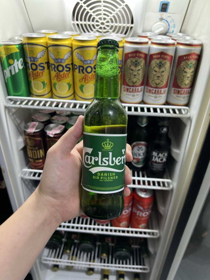 Jual bir Carlsberg Danish Bir Pilsner 330ML pint di Seller Sans Liquor ...