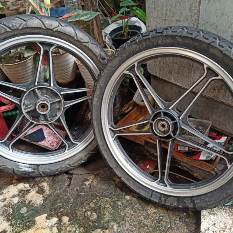 Jual Velg Pelek Thunder Tunder Suzuki Racing Palang Original Ori ...