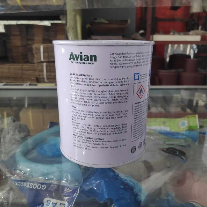 Jual Cat Kayu Besi Sy 0,9 Liter Super White Avian Di Seller Distributor ...